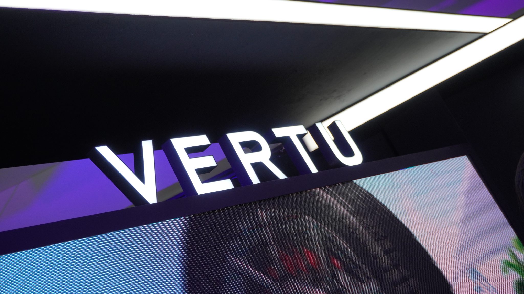 Charge up your life with anthropomorphic object dialogues! VERTU AI ...